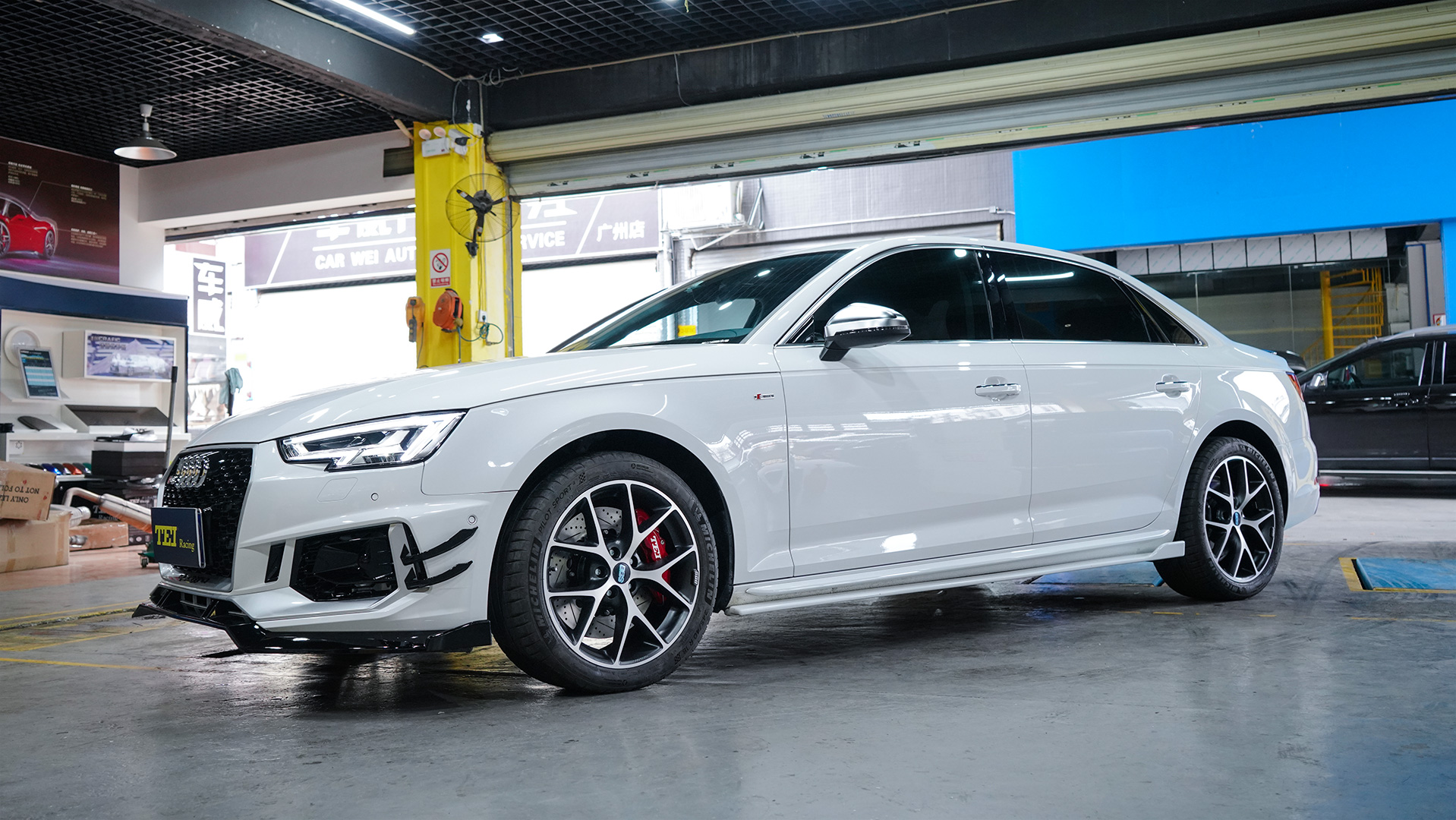 奥迪A4L(B9)改装TEI Racing P60S刹车套件_搜狐汽车_搜狐网