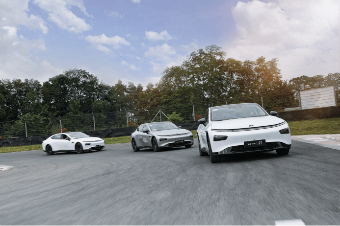 试驾丨续航700km+、性能媲美超跑 小鹏P7“真香”_搜狐汽车_搜狐网