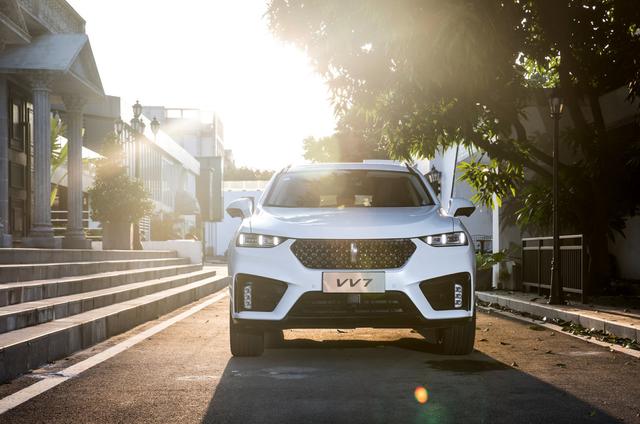 WEY VV7 过关斩将三连胜 令红旗HS5惊呆了！_搜狐汽车_搜狐网