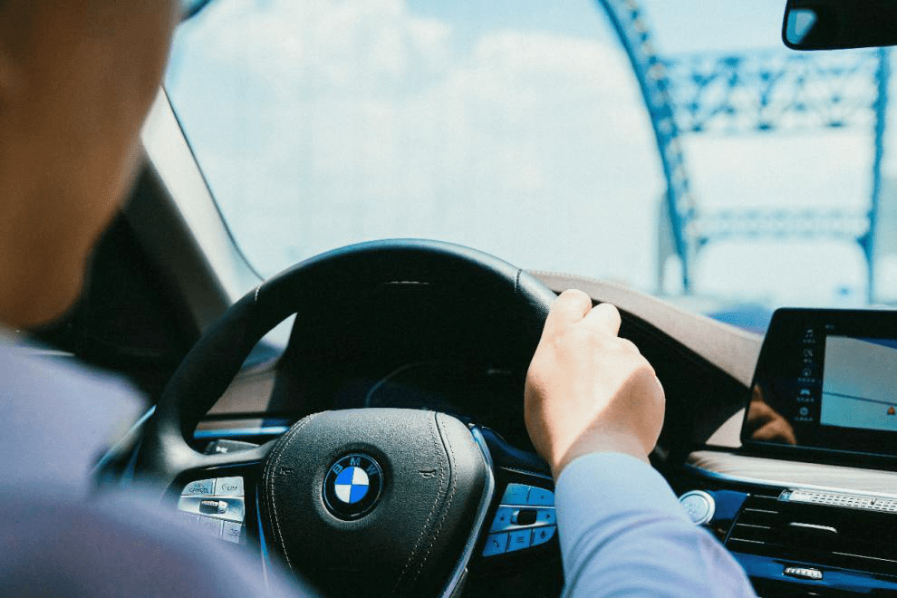 BMW 530Le与创业者的碰撞—— 从5系到530Le的“升级”：内在的改变是纽带_搜狐汽车_搜狐网