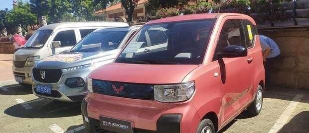 五菱推出宏光MINI EV，2.88万起售，值得买吗？_搜狐汽车_搜狐网