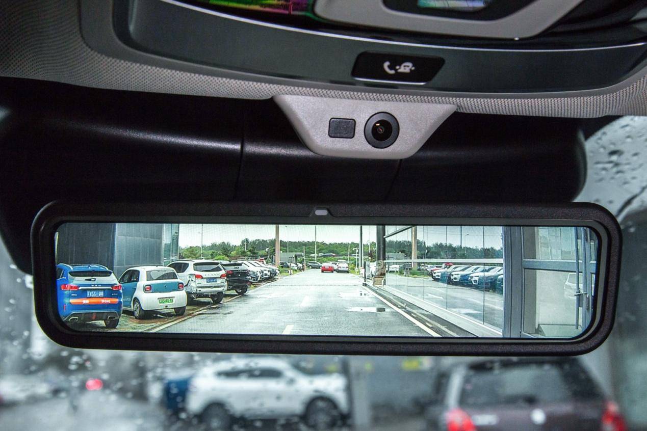 面对VV7科技版，红旗HS5，领克01只能束手就擒_搜狐汽车_搜狐网