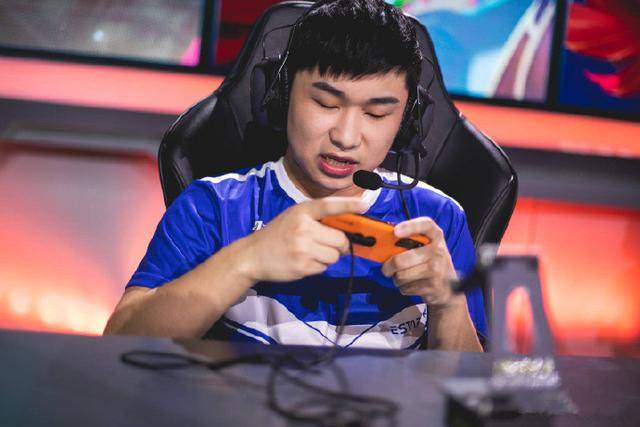 王者荣耀：重返巅峰尚早！eStar2-1拿下TS，一洗前耻！运气而已_诺言