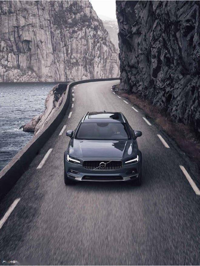2021款沃尔沃V90CC上市 售价44.79万元起_搜狐汽车_搜狐网