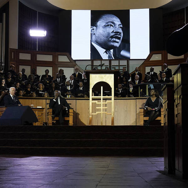 美国造价6800万的马丁·路德·金纪念雕塑遭批：淫秽、丑陋_托马斯_争议_夫妇:致敬马丁·路德·金雕像被批“太丑”，其子发声：艺术家“干得不错 ...