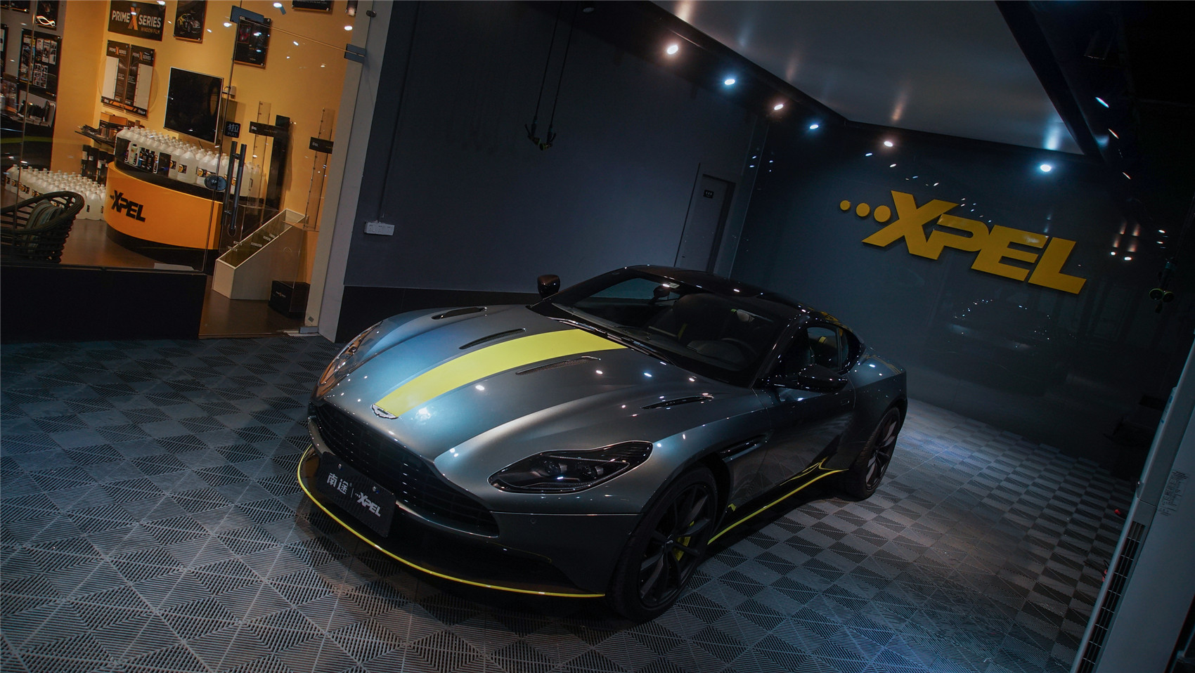 阿斯顿·马丁 施工XPEL隐形车衣案例分享-搜狐大视野-搜狐新闻