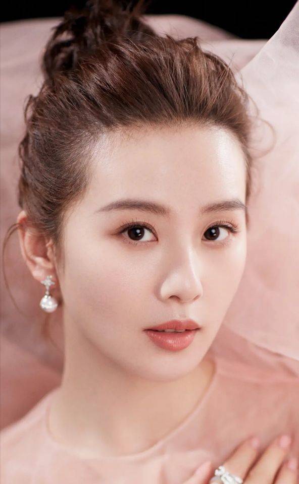 影视明星刘诗诗写真合集：气质迷人，靓丽甜美！-搜狐大视野-搜狐新闻