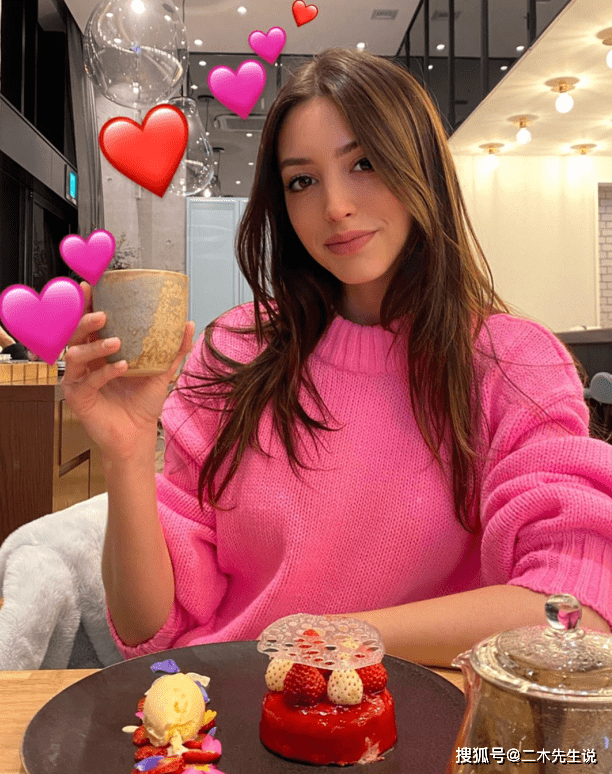 太顶！迈阿密顶级超模Celine，私密照流出却被赞“很艺术”_影响