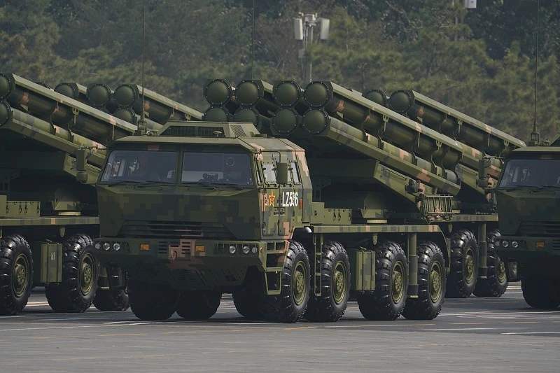 三款远射程火箭炮之一，PCH-191式火箭炮，像导弹的火箭炮-搜狐大视野-搜狐新闻