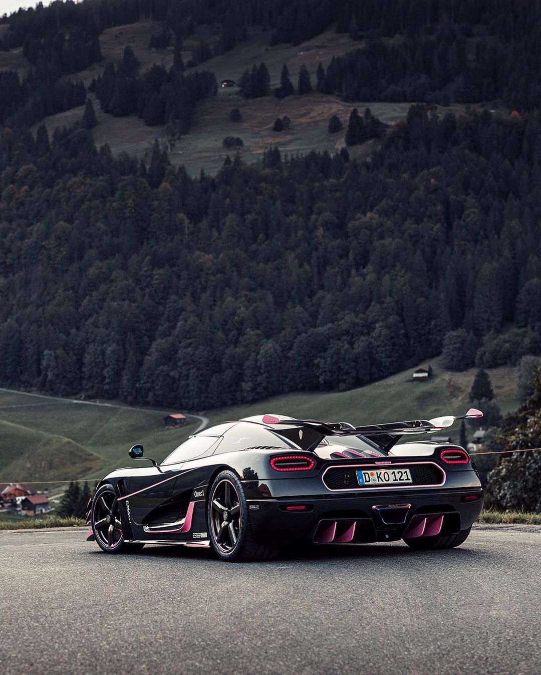 哪辆Koenigseggs（柯尼塞格）你觉得最帅？ -搜狐大视野-搜狐新闻