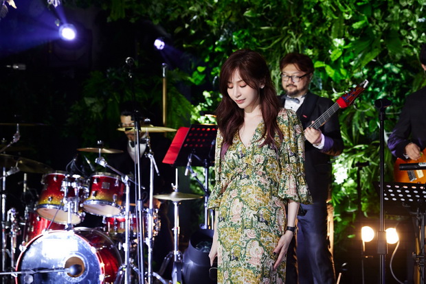 王心凌“私心”线上音乐会落幕 现场演绎历年专辑私藏又真心歌单_Cyndi