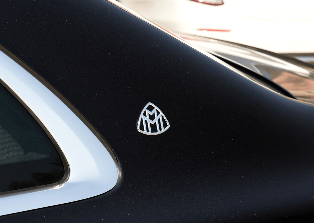 国内唯一在售的迈巴赫S级，售价145.88W，比宾利飞驰还帅_搜狐汽车_搜狐网