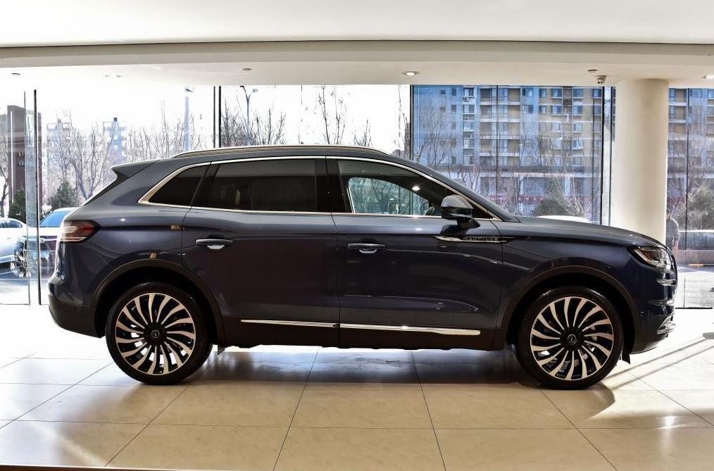 同级别最豪华的中型SUV，V6涡轮配8AT，不足30万，比BBA超值太多_搜狐汽车_搜狐网