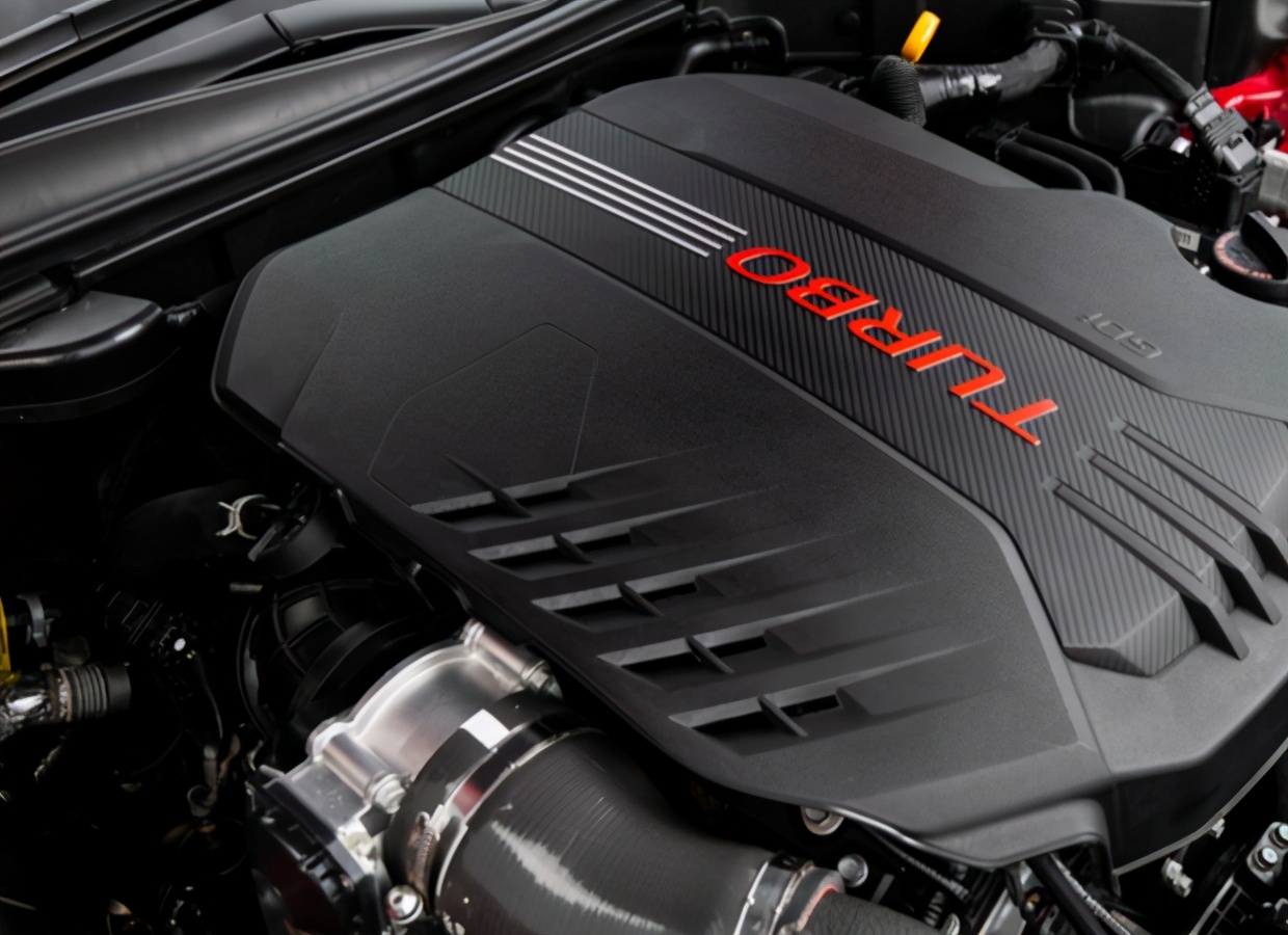 3.3T引擎+8AT，最强起亚斯汀格曝光，预售24万，比大众CC还给力！_搜狐汽车_搜狐网