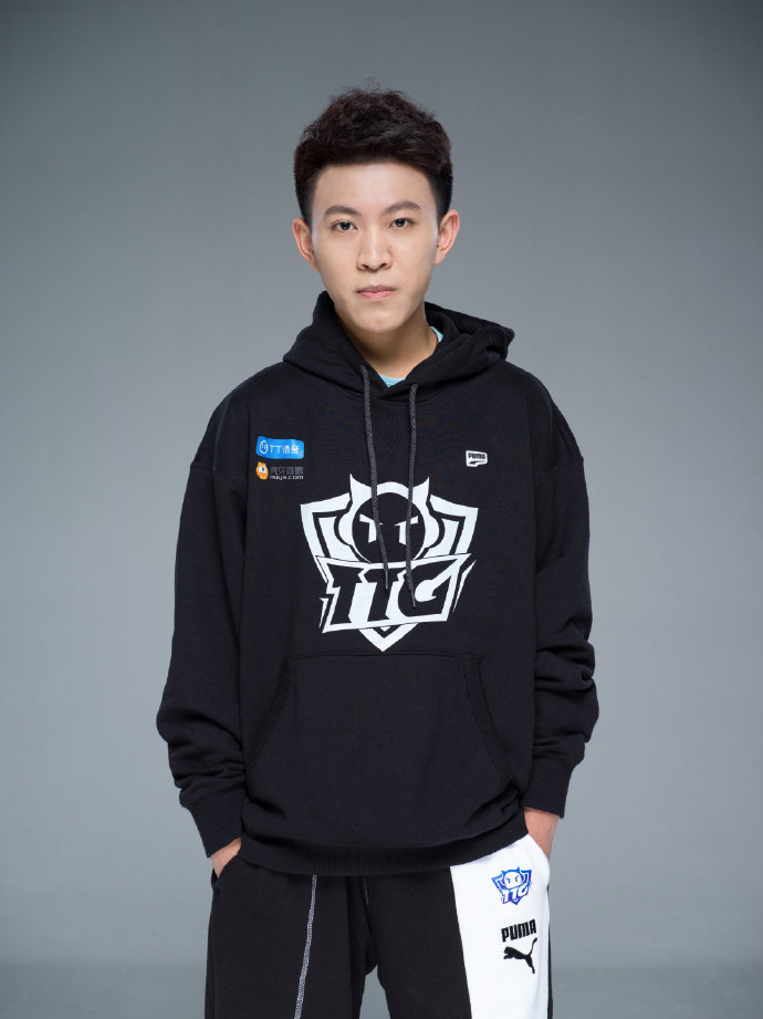 2021年王者荣耀春季赛 广州TTG定妆照-搜狐大视野-搜狐新闻