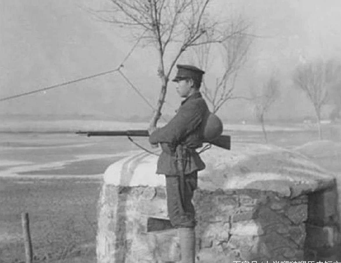 日军少将视察阵地，伪军班长开枪击毙，成功后感慨：这辈子活值了_藤井重郎