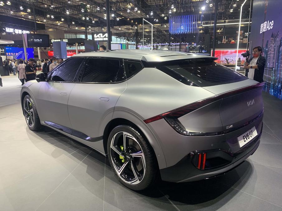 「郑谊看车展03」起亚EV6中国首秀，起亚新能源的实力不容小觑_搜狐汽车_搜狐网