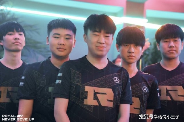 挑衅RNG！Kkoma放出狠话：面对RNG，DK会赢得更加轻松_比赛