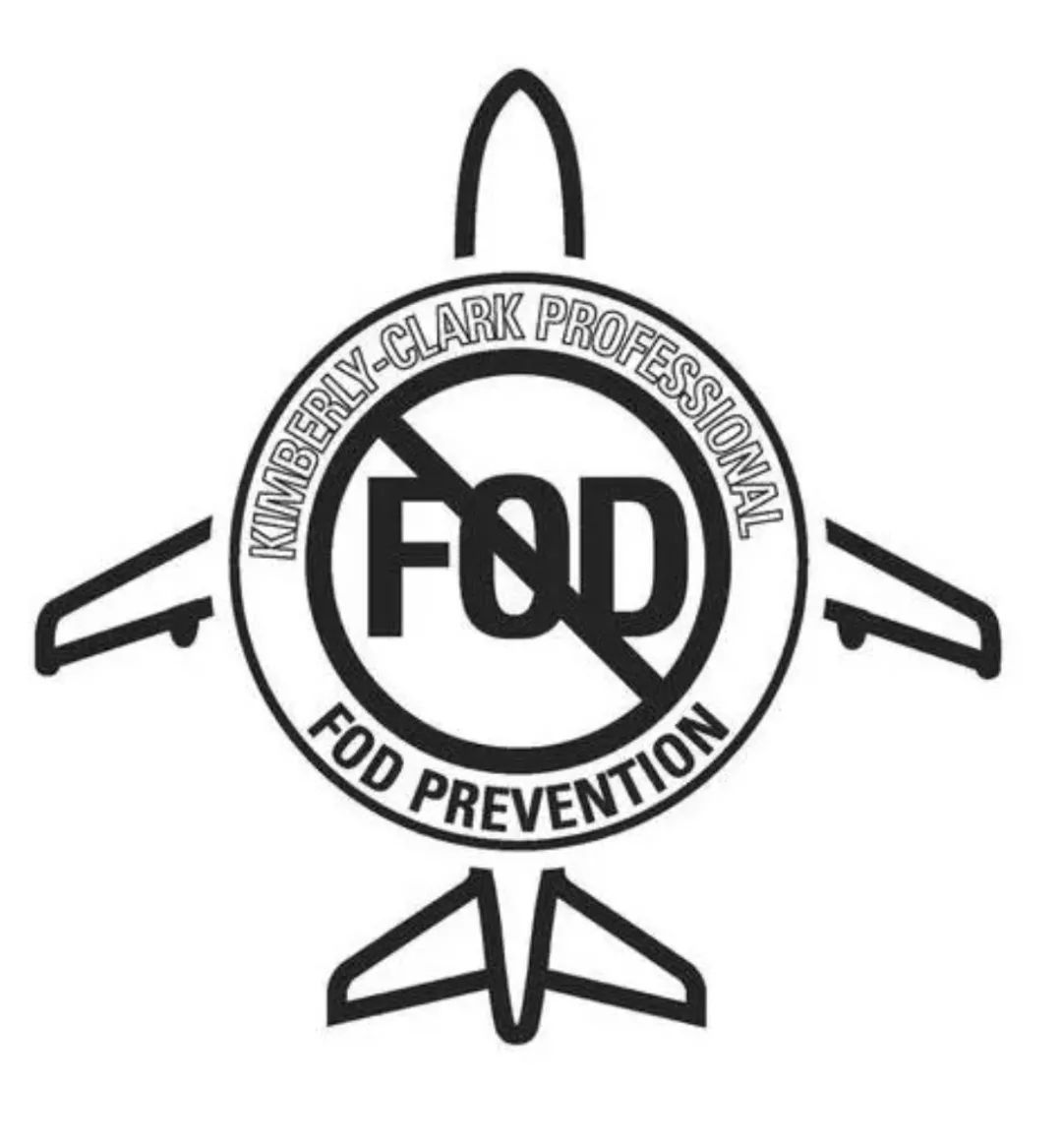 FOD防范，从身边做起！猎鹰飞行俱乐部开展清理机场跑道FOD，保障道面安全运行_飞机