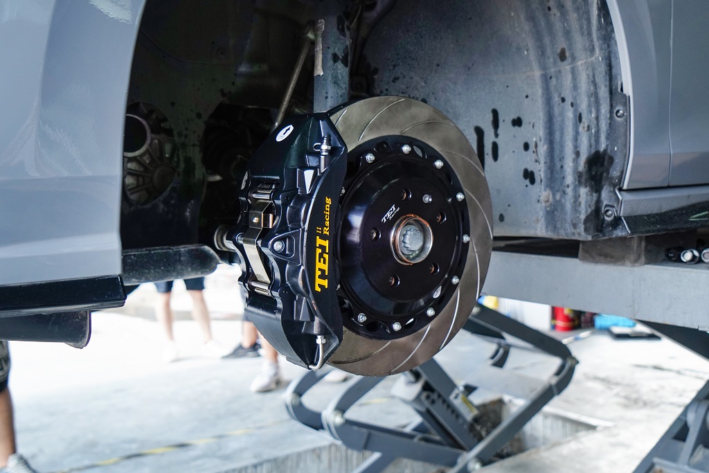 改装案例，高尔夫8改装TEI Racing P40NS+街道性能刹车卡钳套件_搜狐汽车_搜狐网
