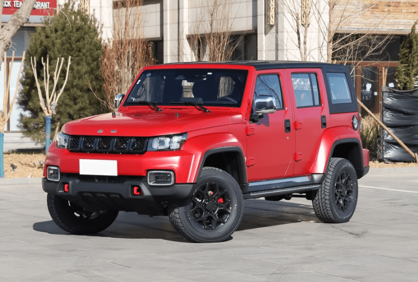 北汽BJ40体验：内饰升级，搭载悬浮屏，入门2.0T，15.98万起_搜狐汽车_搜狐网