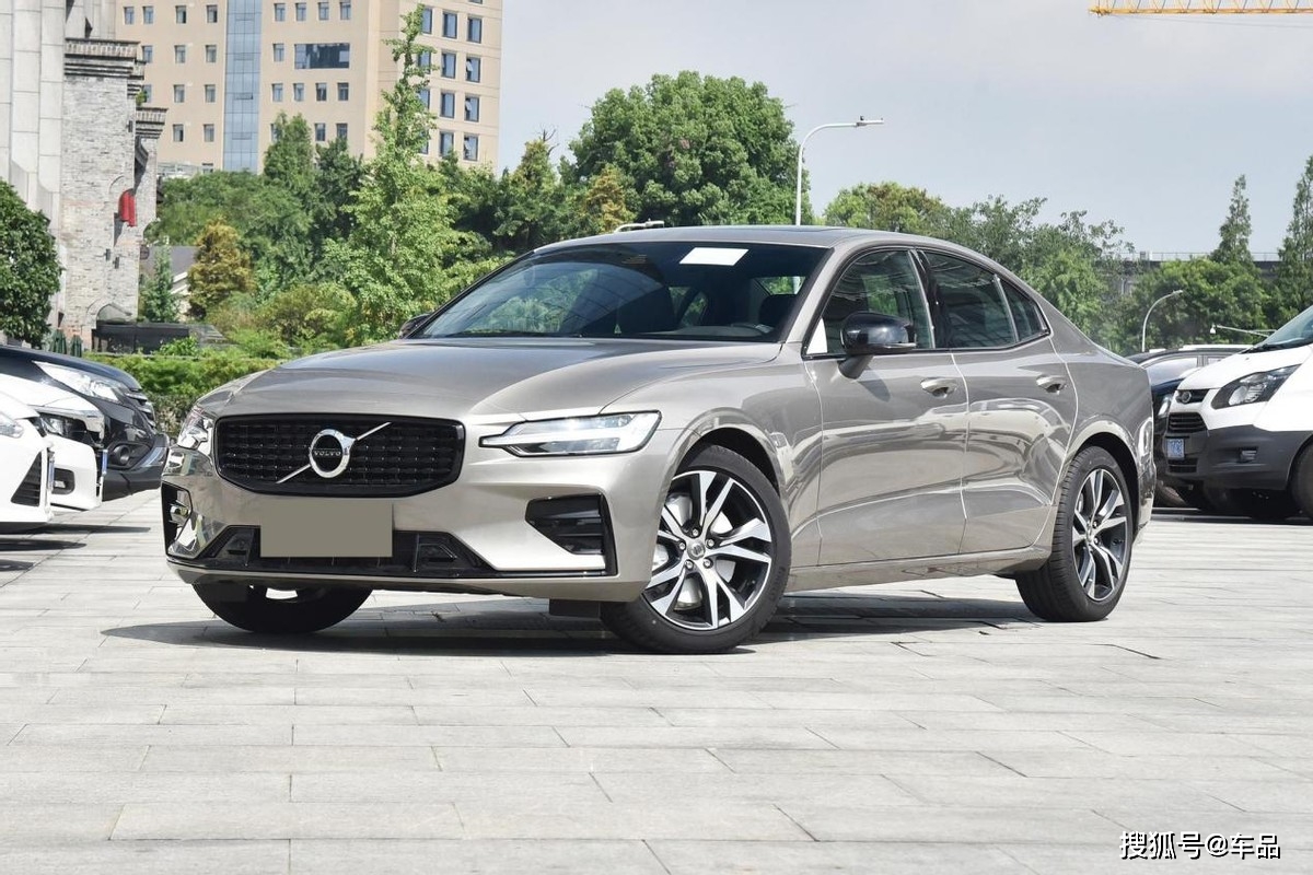 第一台车就上BBA？没必要，这几台二线同级车型，豪华、操控都不差_搜狐汽车_搜狐网