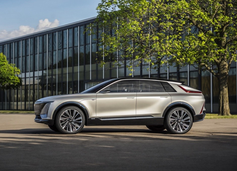 看完凯迪拉克LYRIQ的定价，我才知道，蔚来ES8卖的是保时捷的价格_搜狐汽车_搜狐网