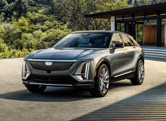 预算45万的中大型SUV，LYRIQ和蔚来ES8谁更合适_搜狐汽车_搜狐网