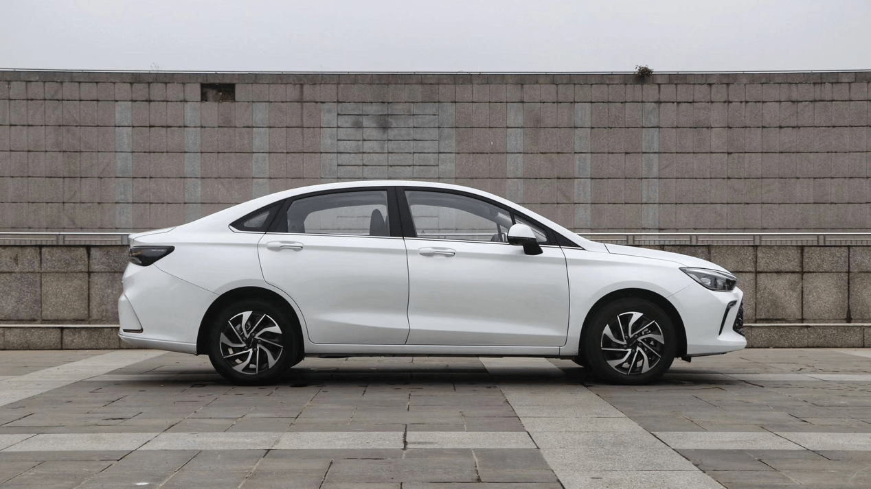 试驾北京U5 PLUS：十万上顶配，买的就是性价比_搜狐汽车_搜狐网