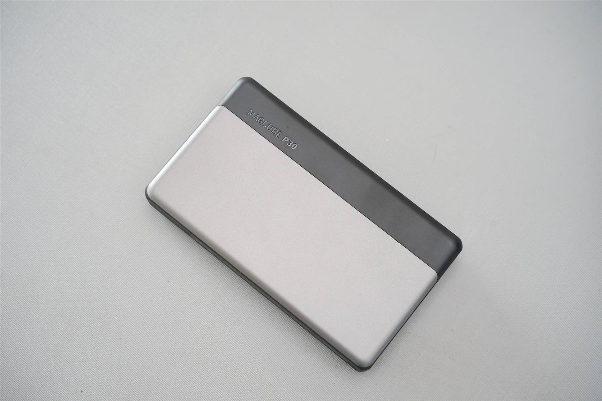 30000mAh超大容量+100W双向快充：MAGCUBE P30移动电源评测_充电_产品_支持