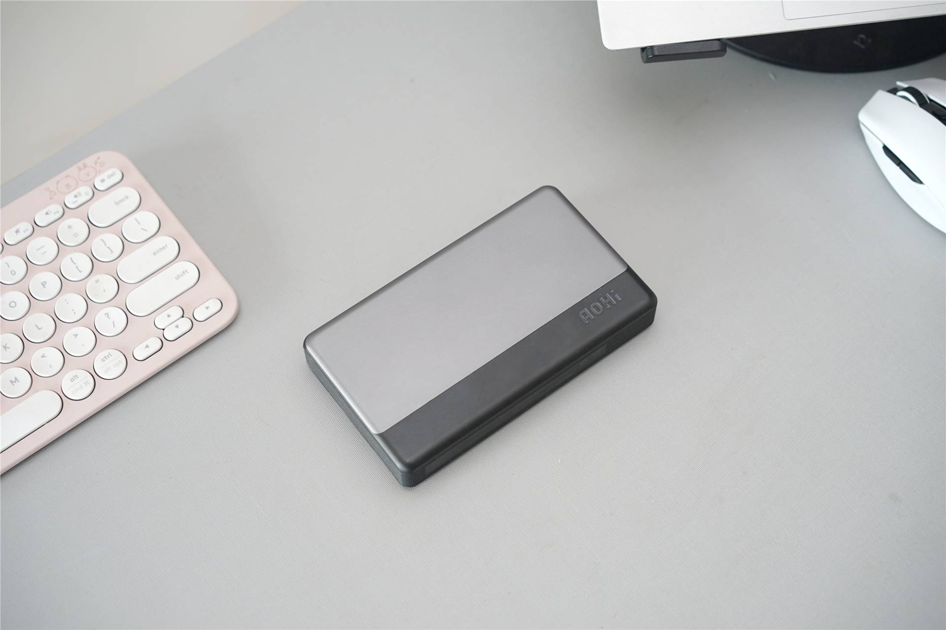 30000mAh超大容量+100W双向快充：MAGCUBE P30移动电源评测_充电_产品_支持