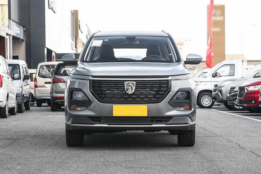 国产高颜值SUV，轴距2750mm，配1.5T+CVT动力，带你看宝骏530_搜狐汽车_搜狐网