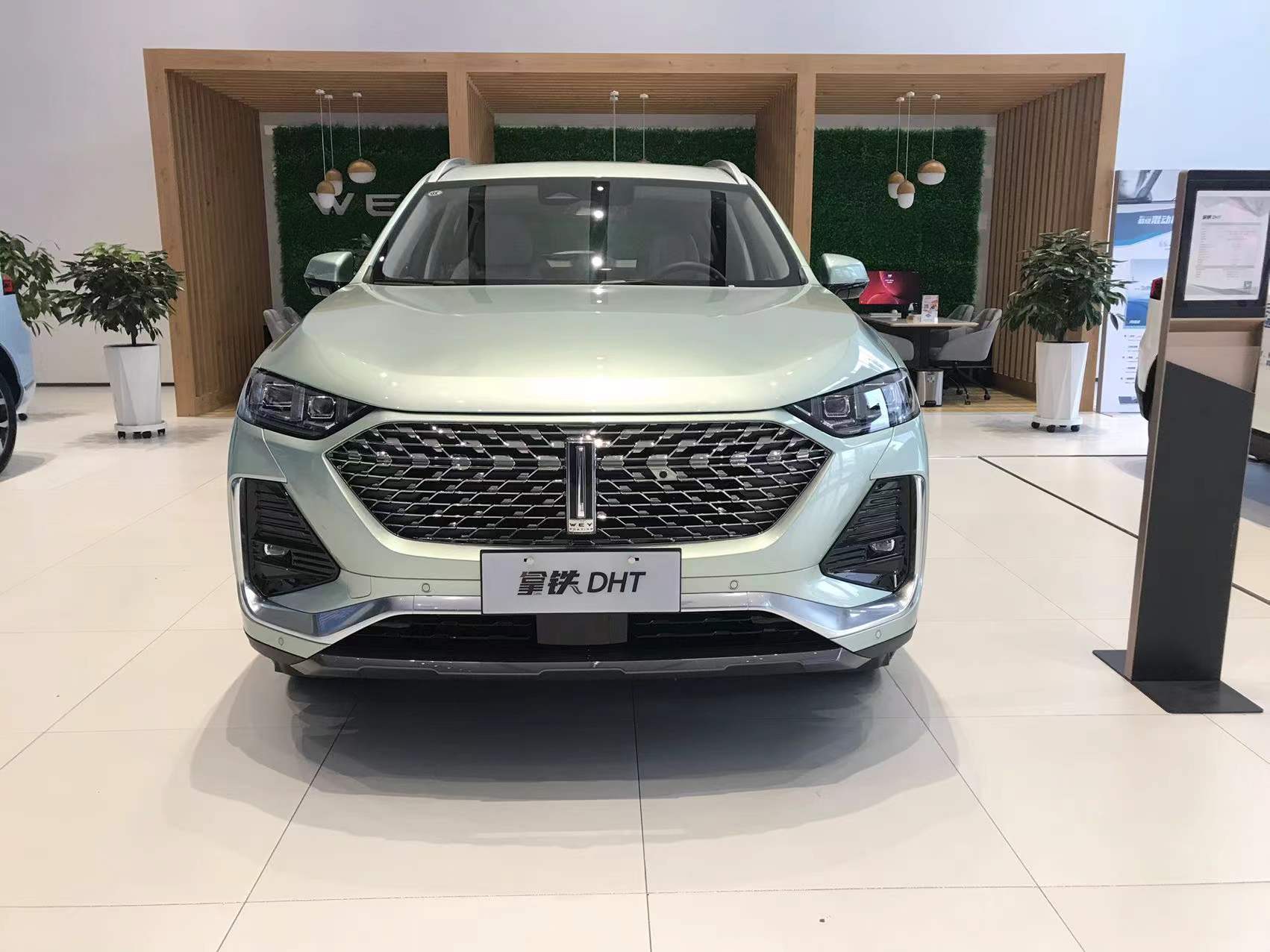 长春龙翔WEY牌4S店抢先实拍拿铁DHT，预售16.28万起_搜狐汽车_搜狐网