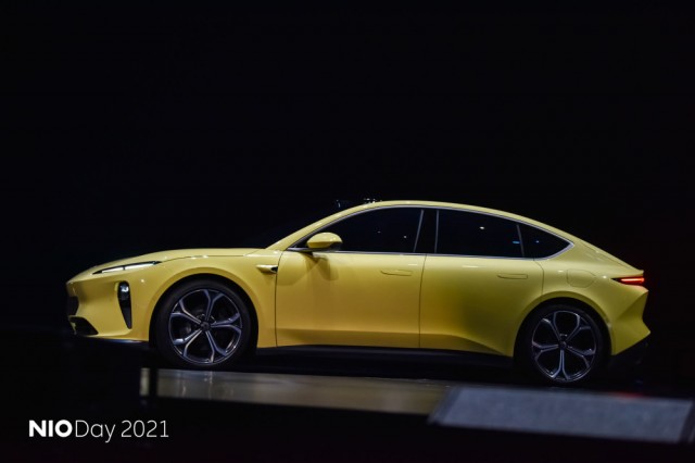 蔚来ET5发布售价32.8-38.6万元 明年9月交付_搜狐汽车_搜狐网