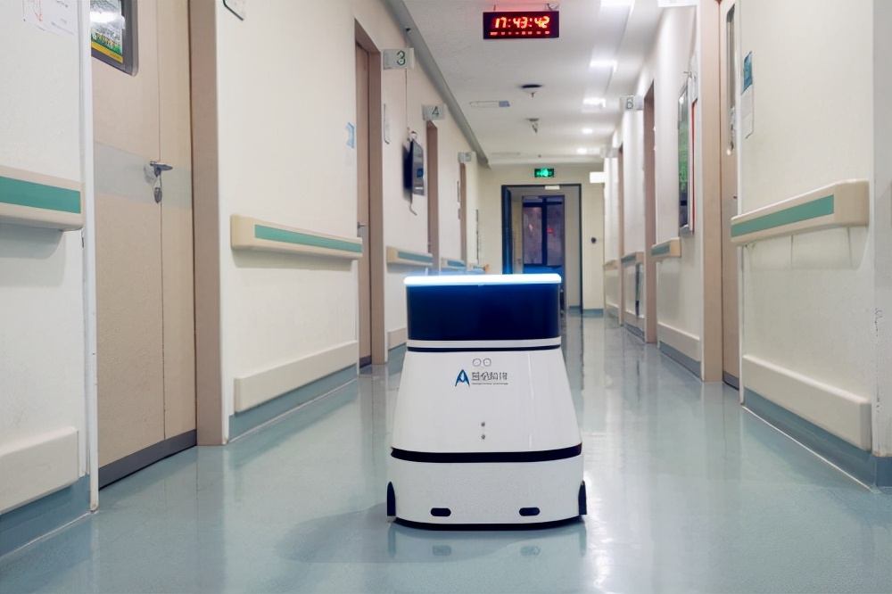 重磅新品发布！智绘科技ALLYBOT-C2商用清洁机器人闪耀登场_智能_场景_的需求