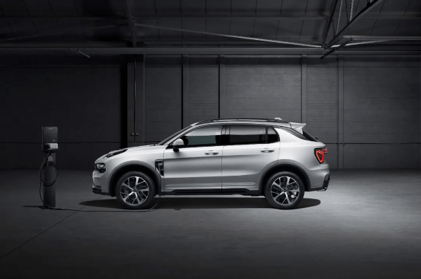 领克01 PHEV亮点解析，绿牌不限行，“Plus” 版更优惠_搜狐汽车_搜狐网