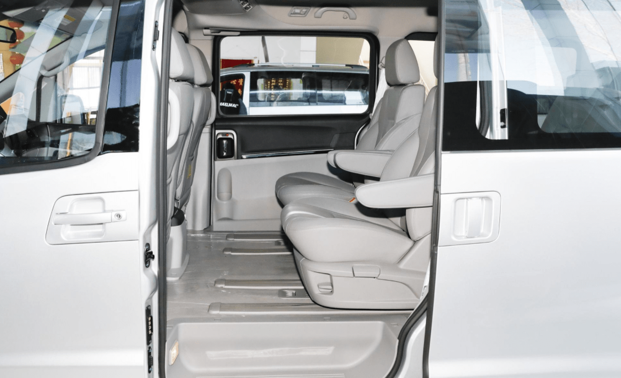 终于上市！商务型中大型MPV：2.0T+6AT，外观内饰升级，降至15万_搜狐汽车_搜狐网