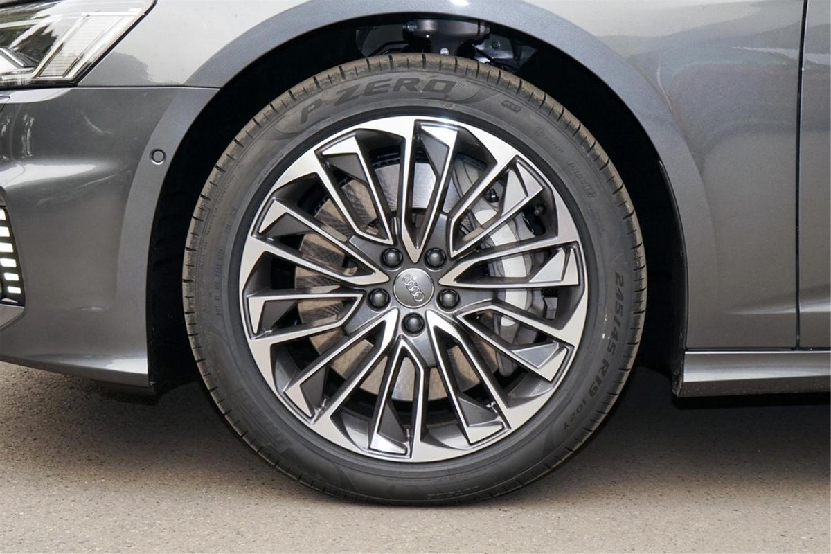 解读奥迪A6L PHEV：油耗仅2.1L，卖50.8万的绿牌豪车，值不值？_搜狐汽车_搜狐网