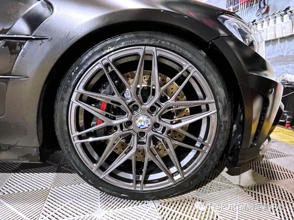 TTSPORT改装案例 | 奔驰W205升级前轮六活塞后轮加大碟刹车套装_搜狐汽车_搜狐网