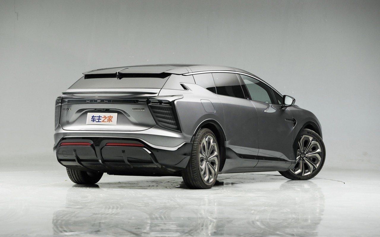 国产豪华新能源王者之争 高合HiPhi X对比蔚来ES8_搜狐汽车_搜狐网