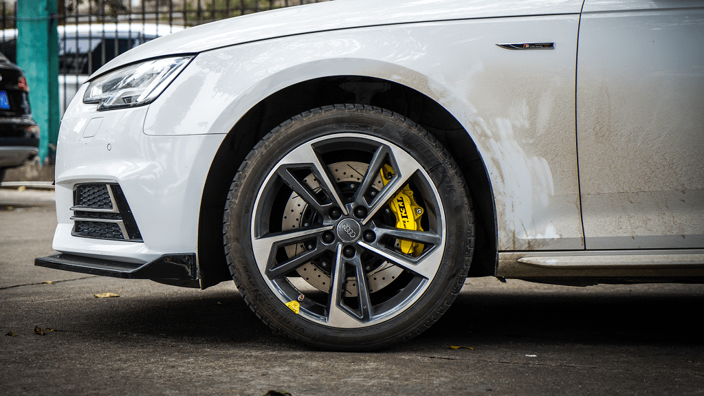 TEI Racing官方案例-奥迪A4L升级TEI刹车P40NS+四活塞卡钳套件_搜狐汽车_搜狐网