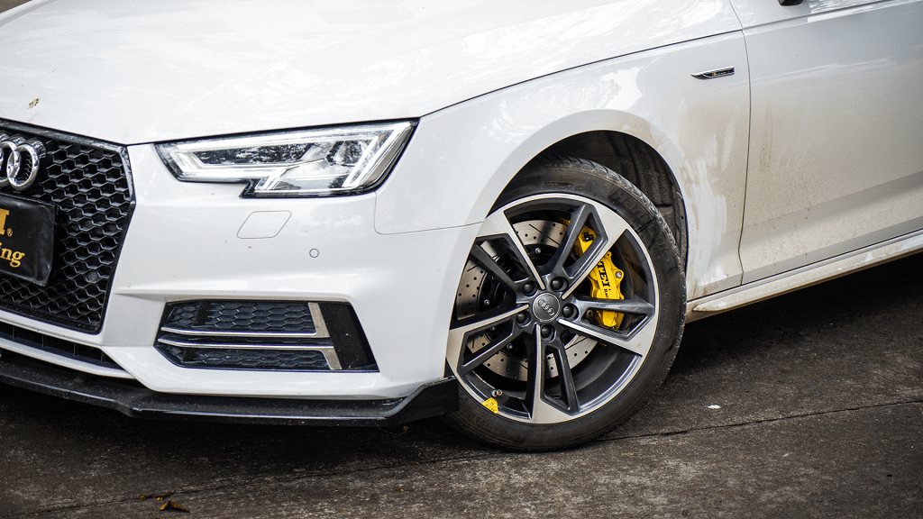 TEI Racing官方案例-奥迪A4L升级TEI刹车P40NS+四活塞卡钳套件_搜狐汽车_搜狐网