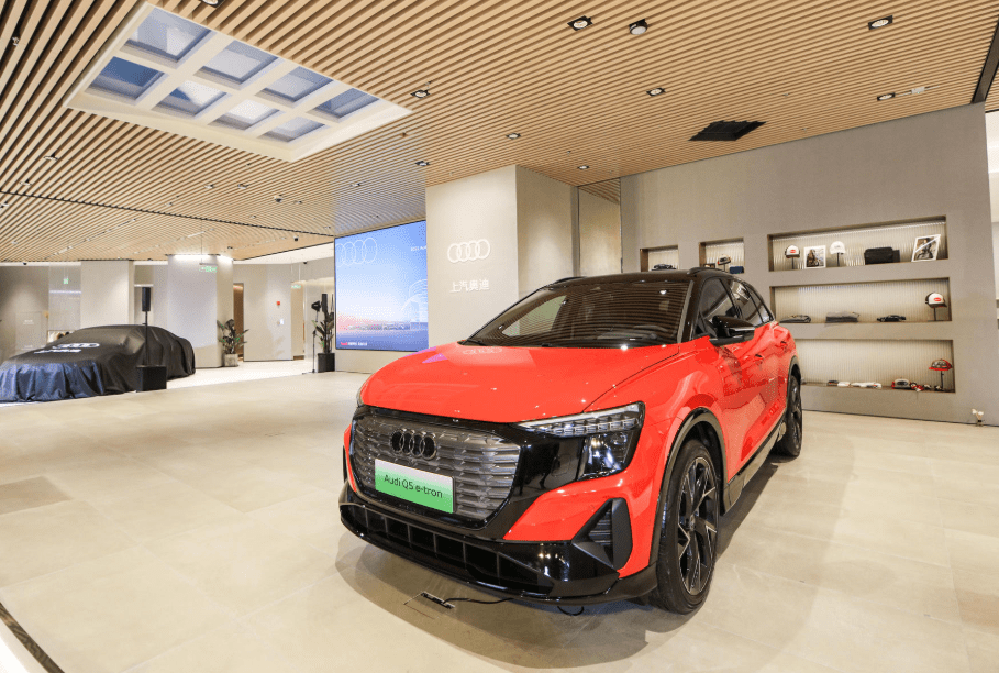 39.55万起售的上汽奥迪Q5etron，从内到外都豪华，首款纯电车来临_搜狐汽车_搜狐网