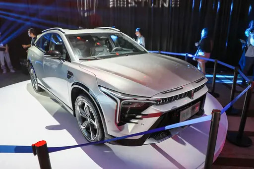 11.09万起线上预售，高颜值奔腾B70S加盲盒福利，你心动吗？_搜狐汽车_搜狐网