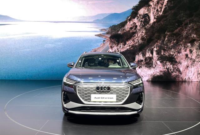 进军新能源，奥迪首款MEB平台车型落地，静态评析奥迪Q4e-tron_搜狐汽车_搜狐网