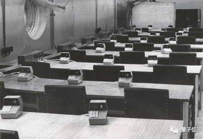 为什么俄罗斯不怕芯片卡脖子？_前苏联_计算机_电子管