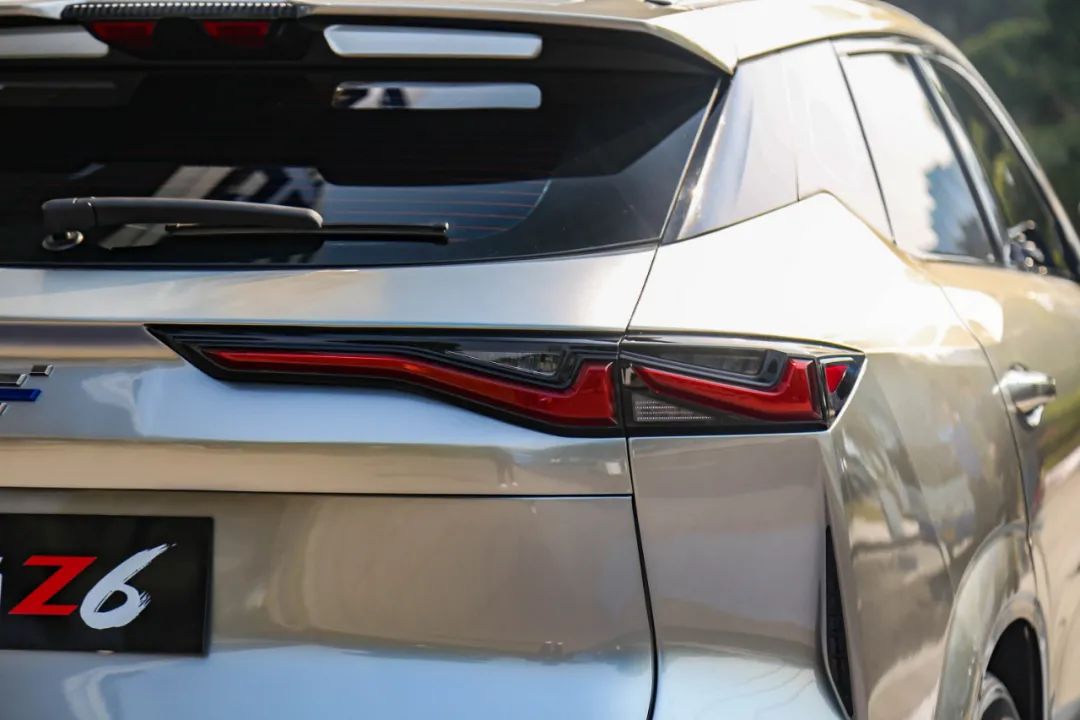 10多万有2.0T+8AT 欧尚Z6全面解析 星越L对手来了_搜狐汽车_搜狐网