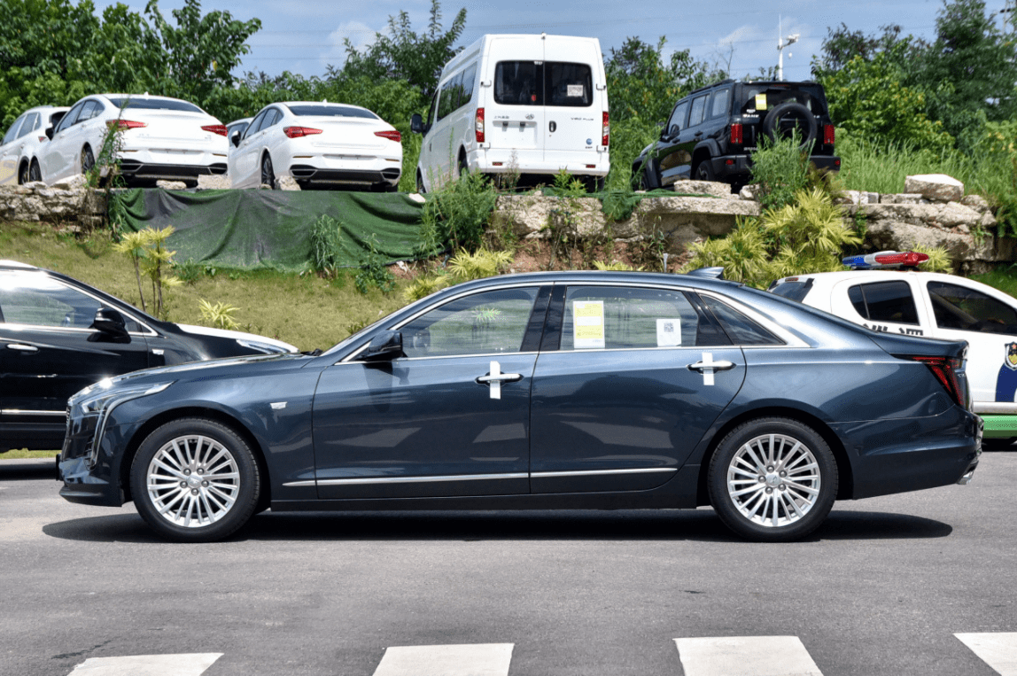 最高降11.5万，捷豹XFL、A6L、CT6大降价，难不成真要亏本卖？_搜狐汽车_搜狐网