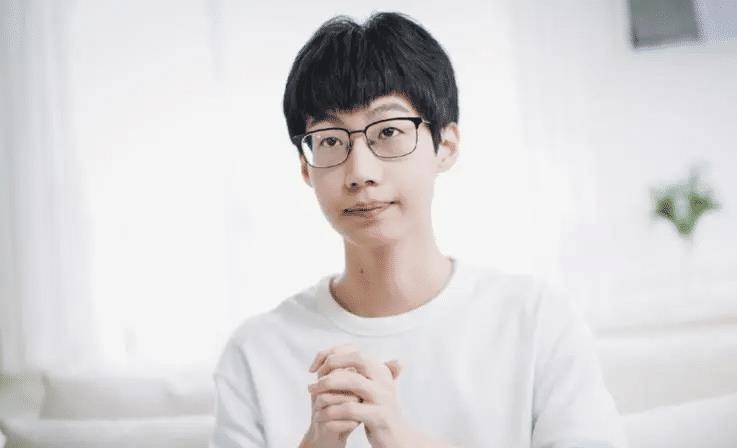 4.8日首发公布，AG沿用上套首发阵容迎战DYG，WB还能横推A组吗？_jinan_游戏_比赛