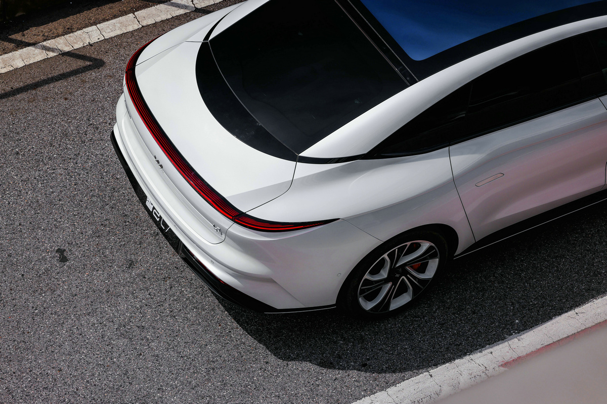 36.88万元起，智己L7正式上市：3.87秒破百，续航达615km_搜狐汽车_搜狐网